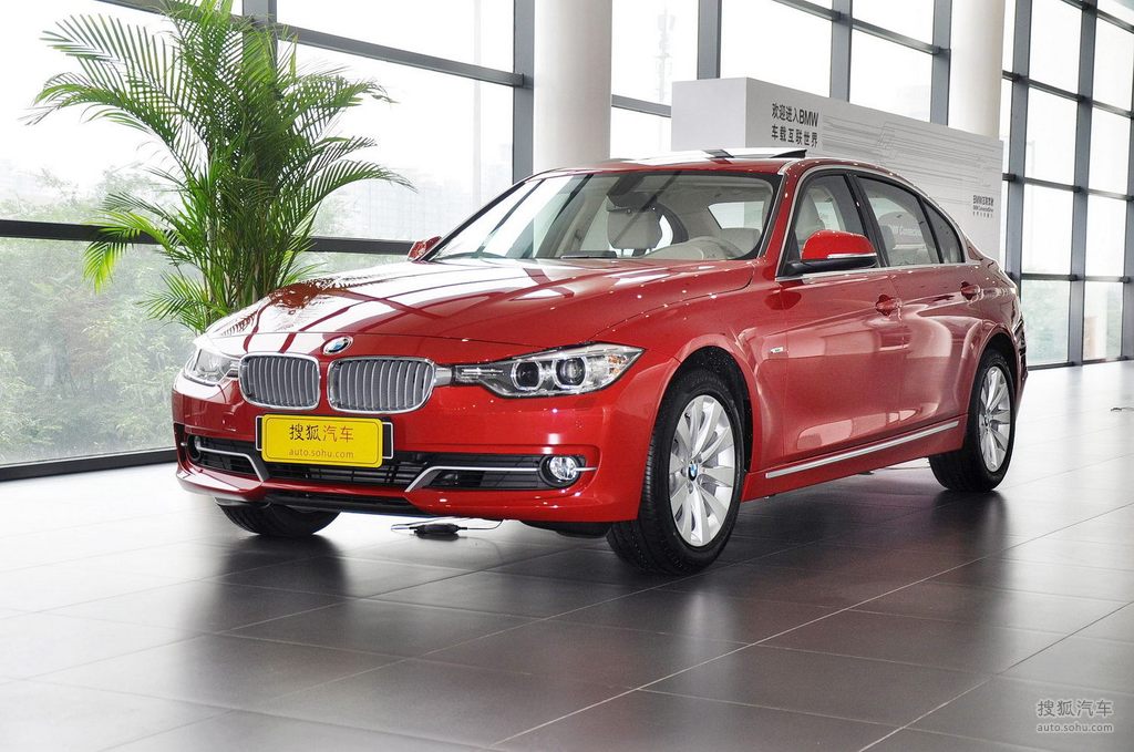 宝马3系高清图片】_2013款 320Li 改款风尚设计套装_绯红色_外观_搜狐汽车网